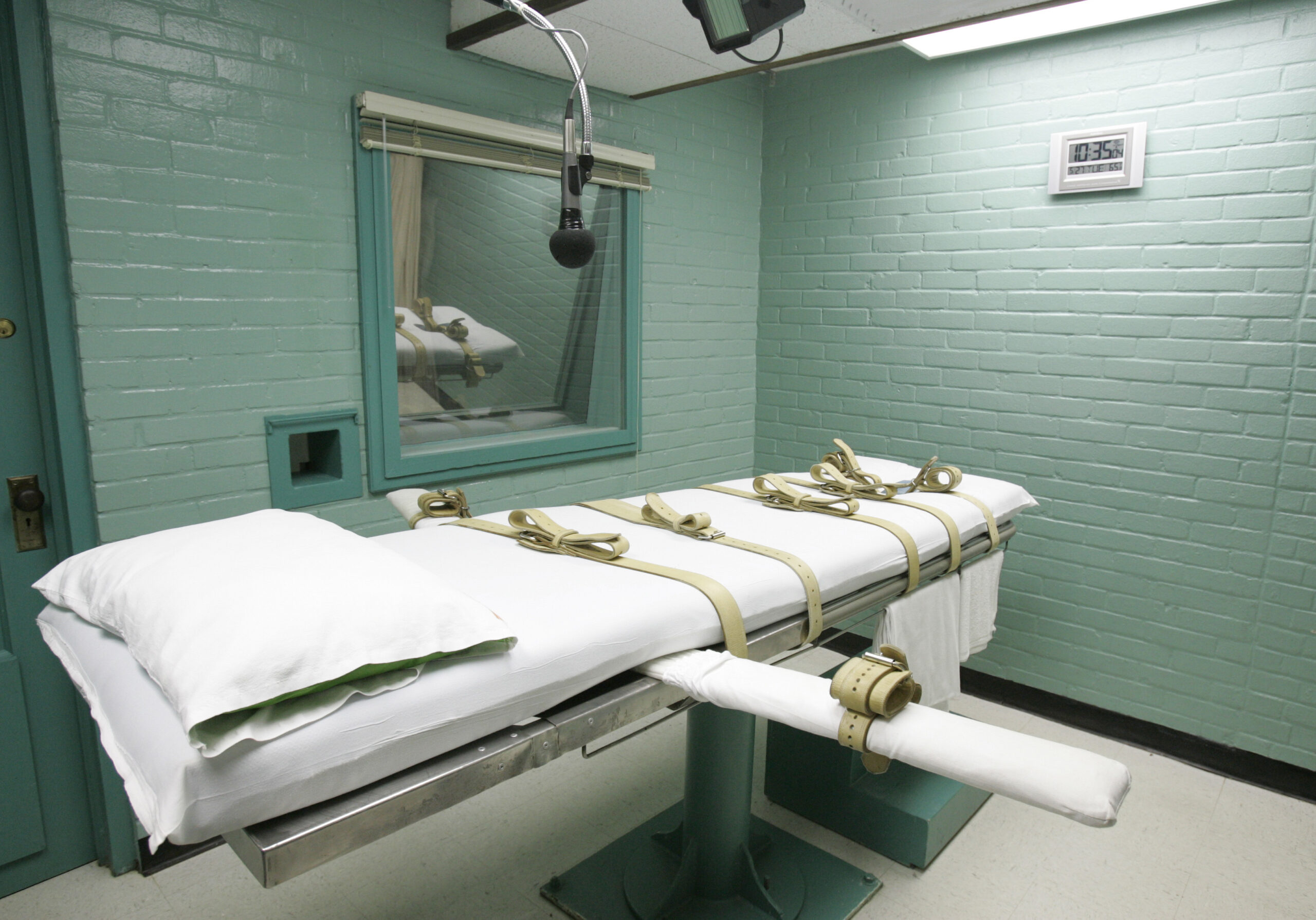 Report: Executions Continued Decline But Many ‘Botched’ | News, Sports ...